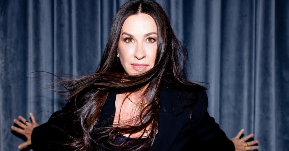 Alanis Morissette announces huge summer 2026 UK and Ireland concerts ...